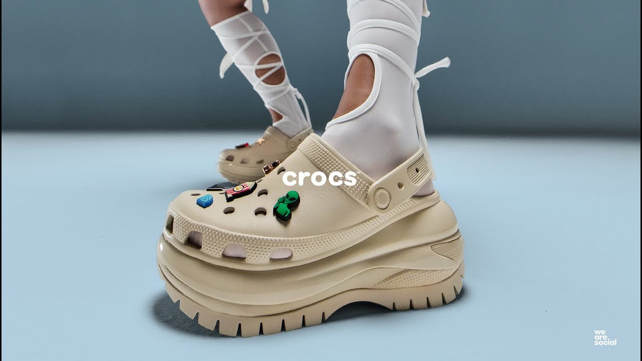 Crocs Mega Crush - We Are Social Netherlands
